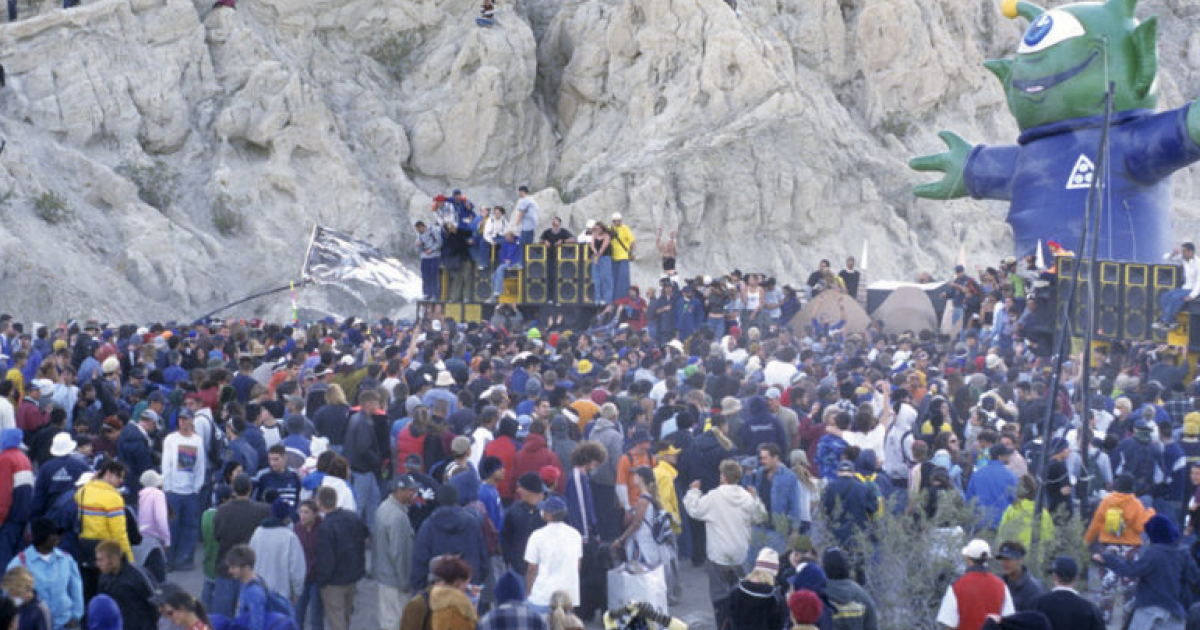 Voici à quoi ressemblaient les raves américaines avant l’EDM - Photo ...