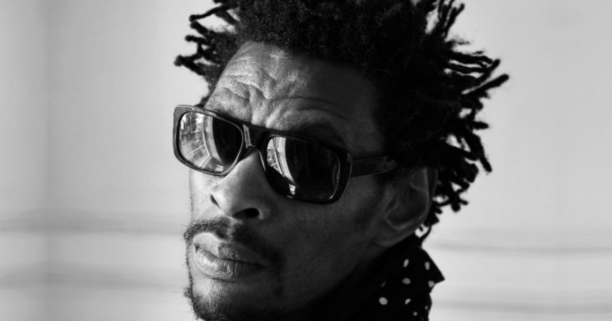 Le fondateur de Massive Attack Daddy G en DJ set sur les quais de Seine ...