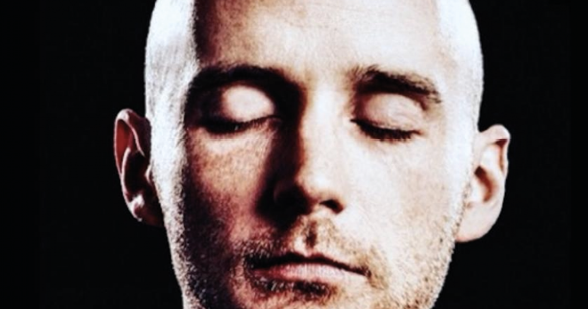 Moby sort un album gratuit via un communiqué pastiche de la Maison ...
